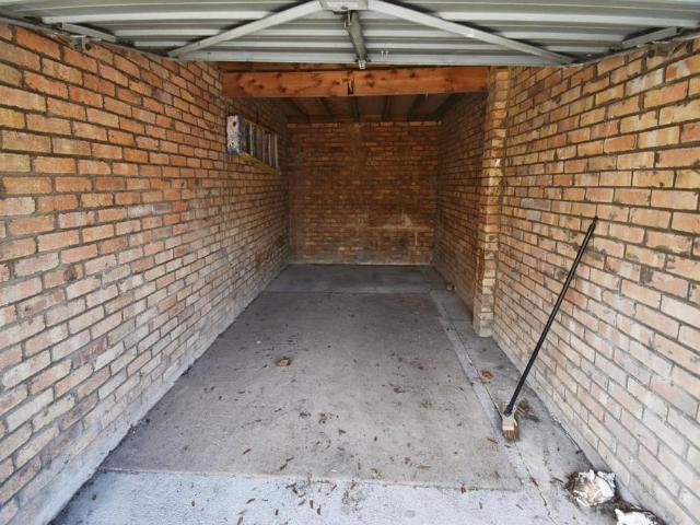 Garages to rent