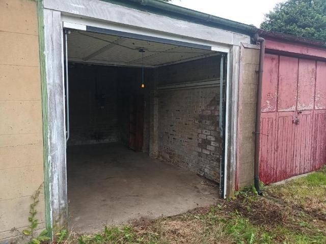 Garages to rent