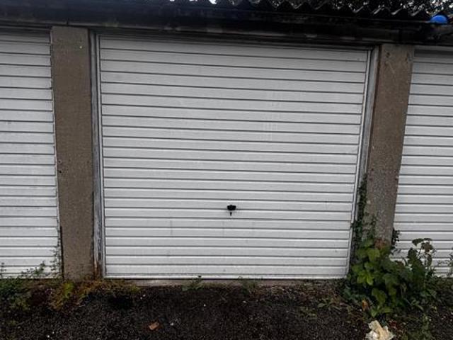 Garages to rent