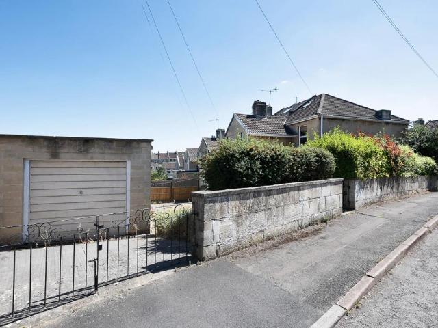 Garages to rent