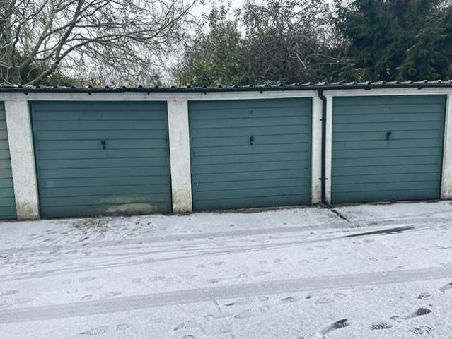 Garages to rent