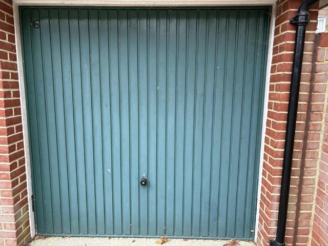 Garages to rent