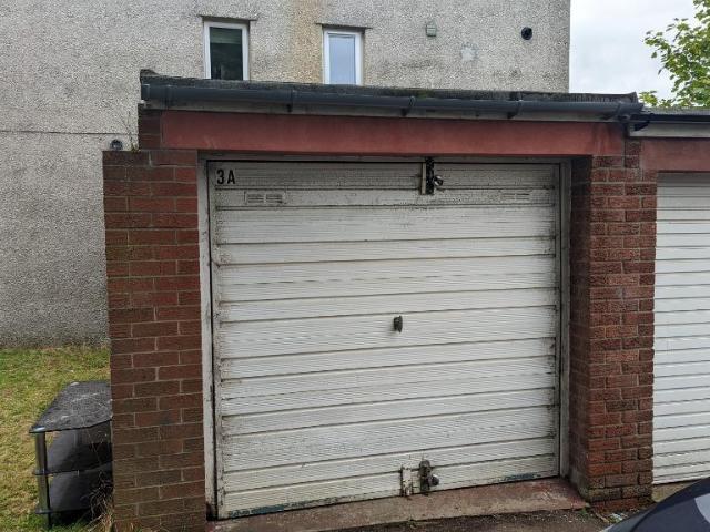 Garages to rent