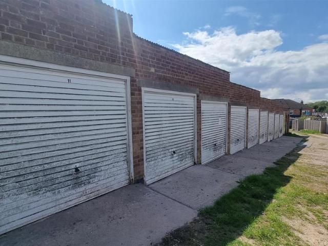 Garages to rent