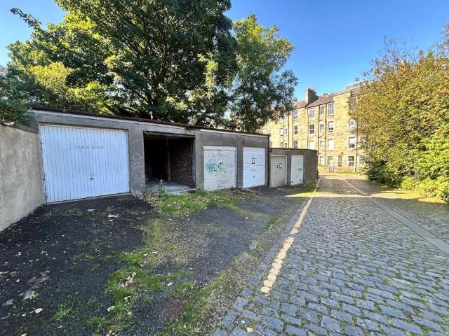 Garages to rent