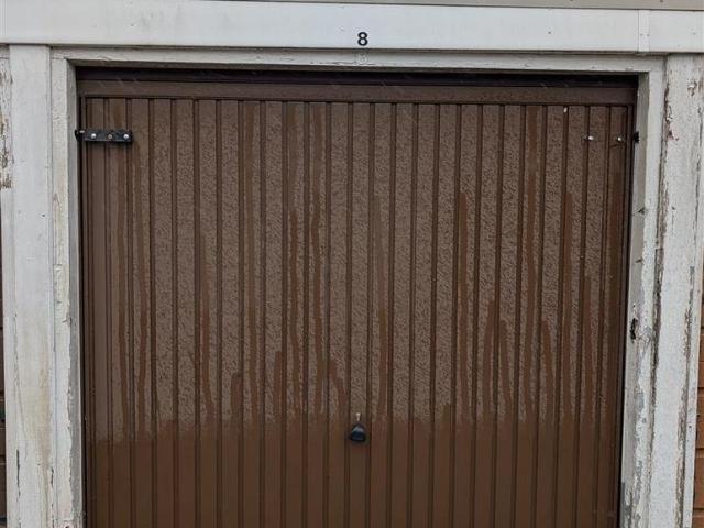 Garages to rent