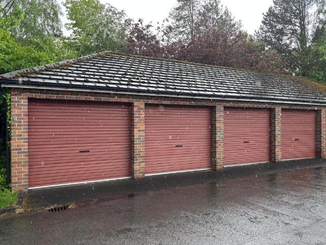 Garages to rent