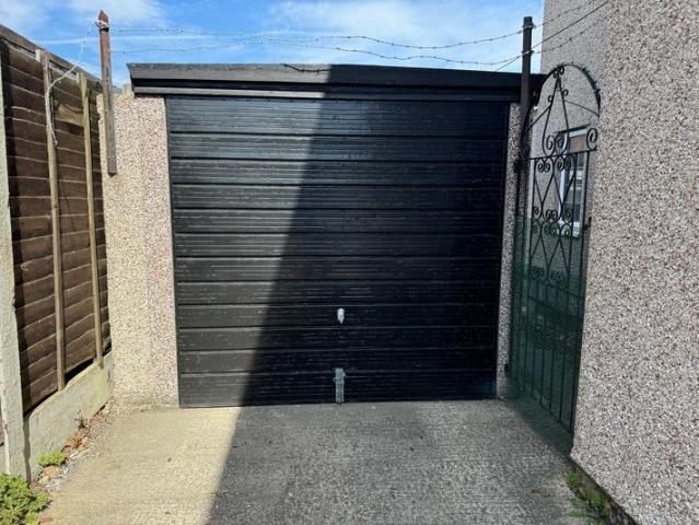 Garages to rent