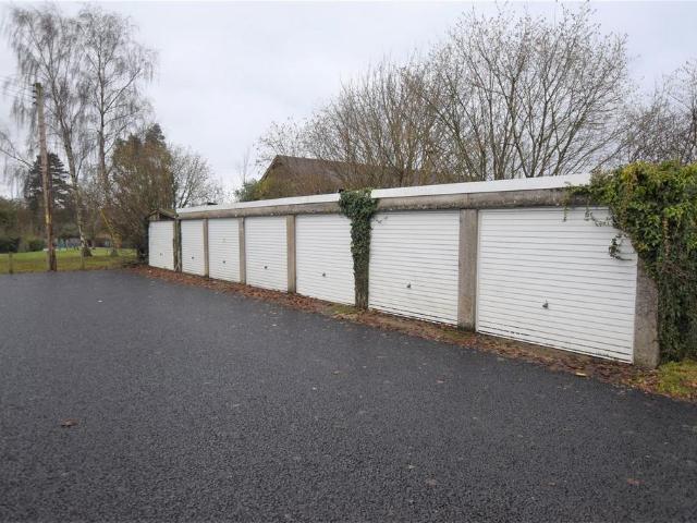 Garages to rent