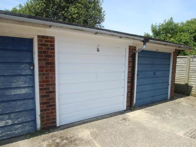Garages to rent