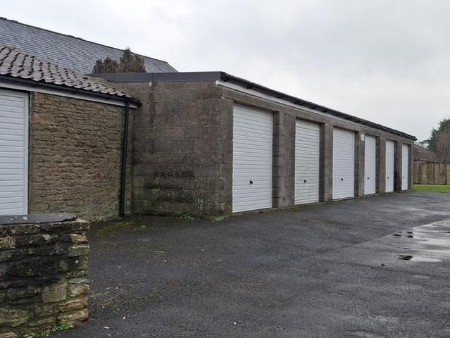 Garages to rent