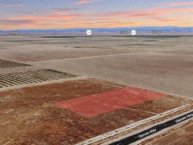Garces Hwy, Delano, CA 93215