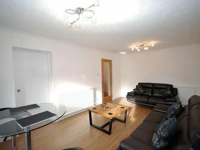 Garden Court, Ayr, KA8 0AT