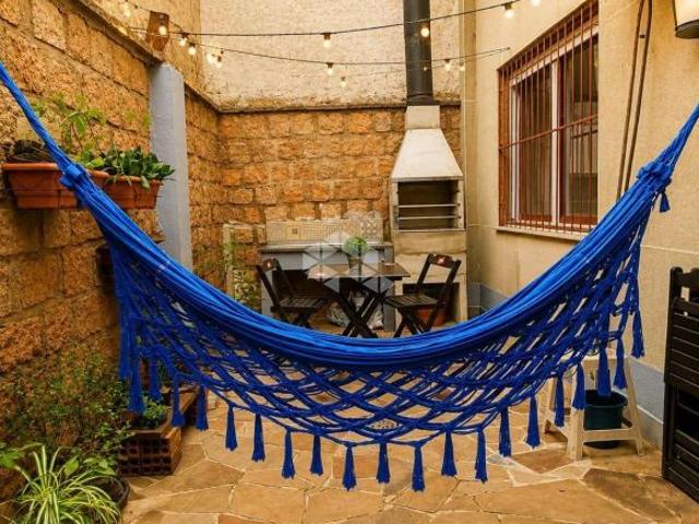 Garden com Pátio Privativo ~15m² + Churrasqueira | Sol Leste | Próximo à PUC