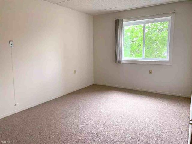 Garden City Tower 1 Bedroom Apartment for Rent at 6120 Middlebelt Rd, Garden City, MI 48135 Garden City