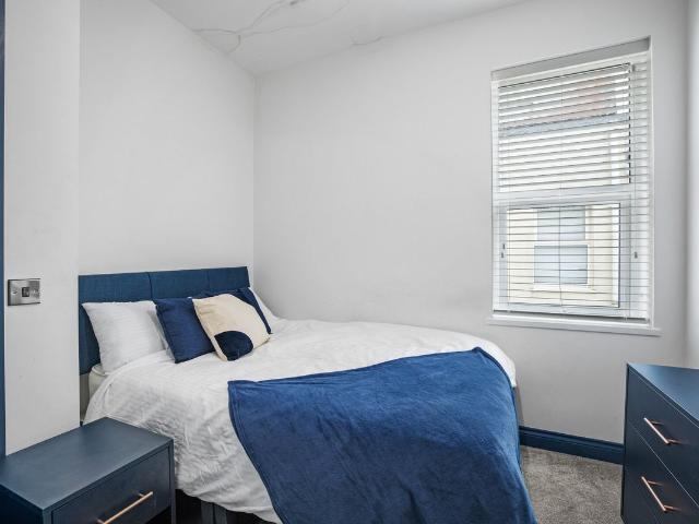 Garden Crescent, Plymouth PL1, 10 bed shared accommodation to rent, £495 pcm | PrimeLocation