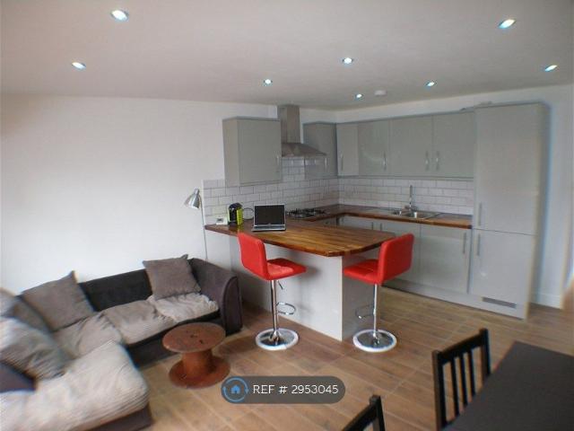 Garden Amersham Road, London SE14, 3 bed flat to rent, £3,200 pcm | PrimeLocation
