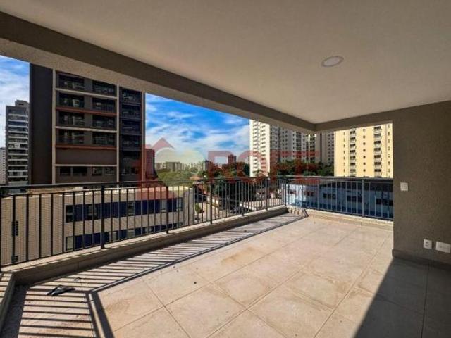 Garden de 72m2 com área externa espaçosa e lazer completo a poucos passos do metrô Campo Belo