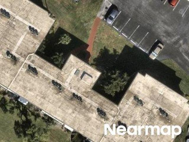 Garden Dr N Apt 202