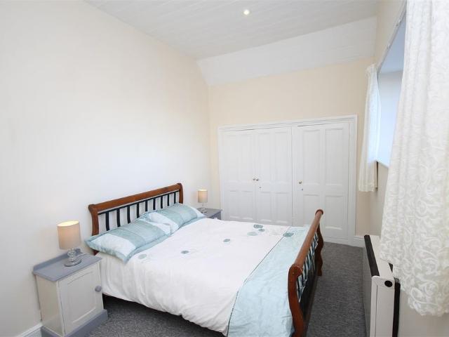 Garden Flat, Beckington