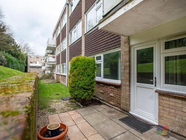 Garden Flat | Jireh Court, Haywards Heath RH16, 2 bed flat to rent, £1,350 pcm | PrimeLocation