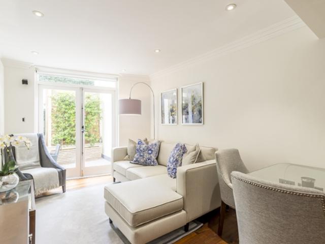Garden House, 86 92 Kensington. 1 bed flat to rent £3,250 pcm £750 pw
