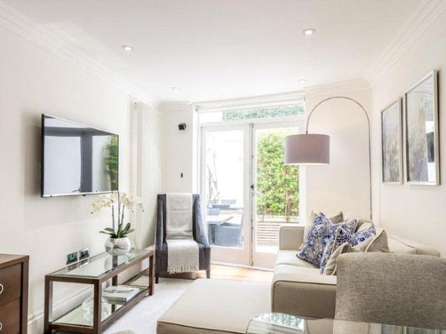Garden House, 86 92 Kensington Gardens, Bayswater, London W2, 1 bed flat to rent, £3,250 pcm | PrimeLocation