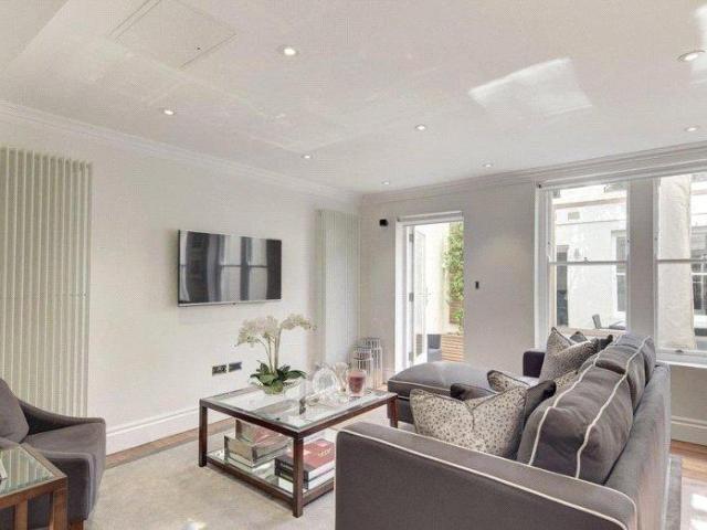Garden House, Bayswater W2 2 bed apartment to rent £5,850 pcm £1,350 pw