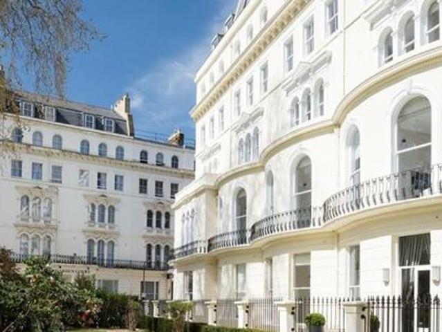 Garden House, Kensington Gardens Square, 1 Bedroom Apartment