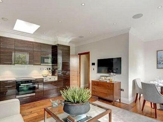 Garden House, Kensington Gardens, 2 Bedroom Apartment