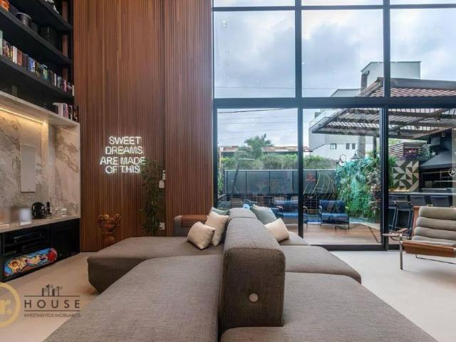 Garden Incrível Com 3 Suítes E Design Deslubrante Na Melhor Praia Da Região, Praia Brava Sc