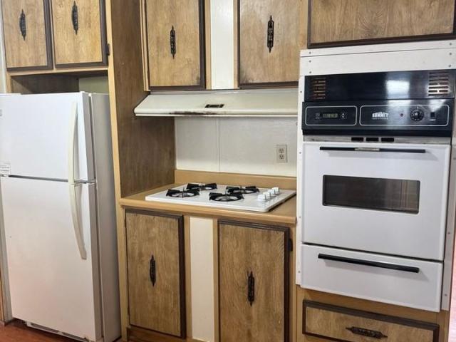 Garden Lane MHP 2 Bedroom Apartment for Rent at 692 38th Ave, Santa Cruz, CA 95062