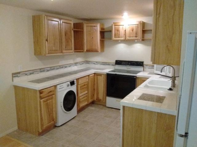Garden_Level 1BR with Off_Street Parking and Water