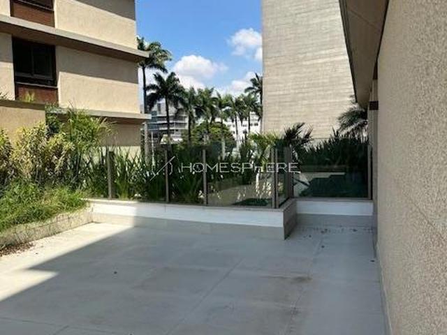 Garden no Condomínio Lindenberg Groelândia com 341.7 m², 3 quartos sendo 3 suítes e 03 vagas de gara