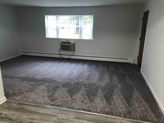 Garden Style Apartments in a park like setting. 1 Bedroom Apartment for Rent at 37 Fairway Dr, Wethersfield, CT 06109