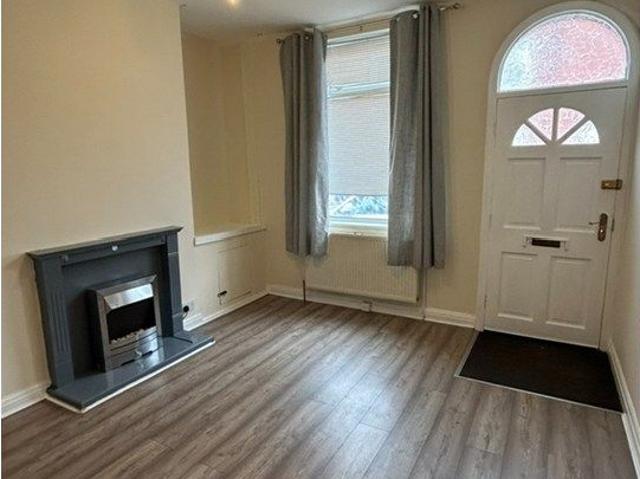 Garden Street, Eccles, Manchester M30, 2 bed terraced house to rent, £925 pcm | PrimeLocation