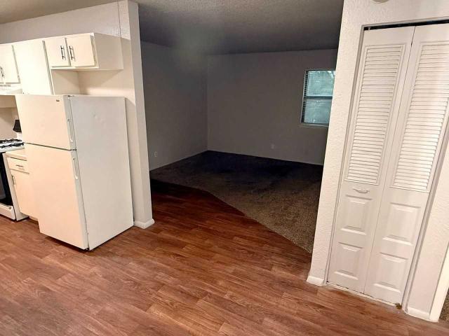 Garden Park Apartments 1 Bedroom Apartment for Rent at 207 N Hickory St, Sapulpa, OK 74066