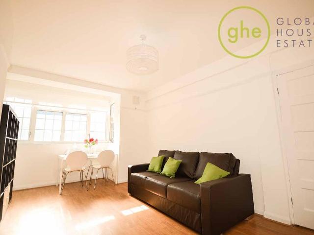 Garden Row, Elephant And Castle, London SE1, 2 bed flat to rent, £2,050 pcm | PrimeLocation