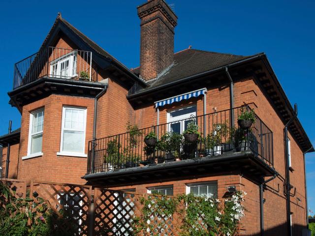 Garden Road, Bromley, Kent BR1, 3 bed flat to rent, £2,625 pcm | PrimeLocation