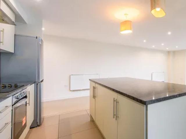 Garden Road, London, TW9 4NR, United Kingdom | 2 bed house for rent #137932559 | Rentberry