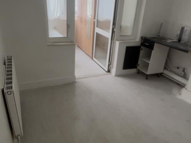 Garden Way, London, NW10 1 bed flat to rent £1,550 pcm £358 pw