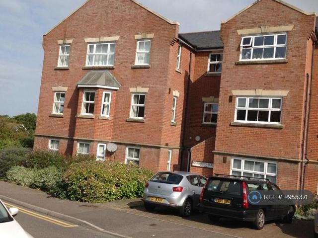 Gardeners Place, Canterbury, CT4 2 bed flat to rent £1,050 pcm £242 pw