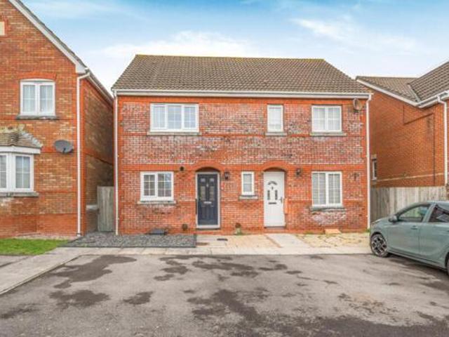 Gardenia Drive, Fareham, 2 Bedroom Semi detached