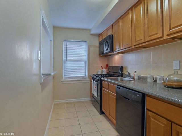 Gardens At Raritan 1 Bedroom Apartment for Rent at 1 Chester Cir, New Brunswick, NJ 08901