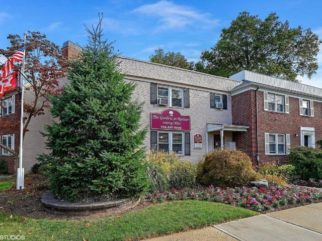 Gardens At Raritan 1 Bedroom Apartment for Rent at 1 Chester Circle, New Brunswick, NJ 08901
