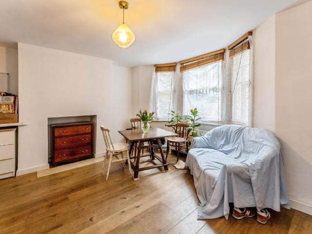 Gardnor Road, London NW3, 1 bed flat to rent, £1,900 pcm | PrimeLocation