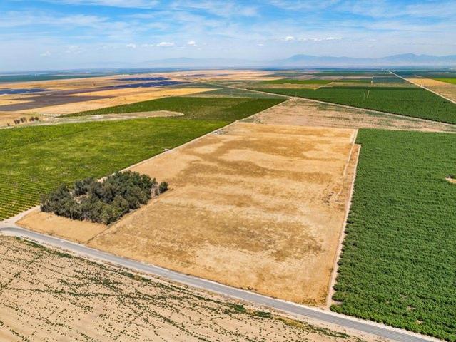Gardner Field Rd, Taft, CA 93268