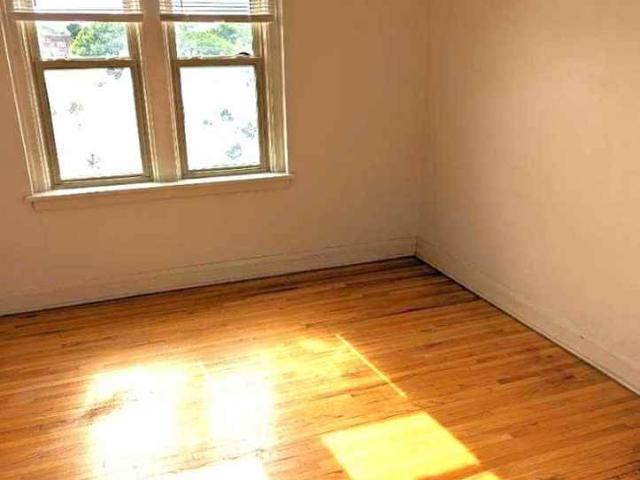 Garfield Apartments 1 Bedroom Apartment for Rent at 2552 Garfield Ave, Minneapolis, MN 55405 Whittier
