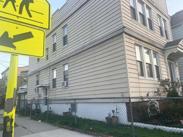 Garfield Ave, Jersey City, Home For Sale