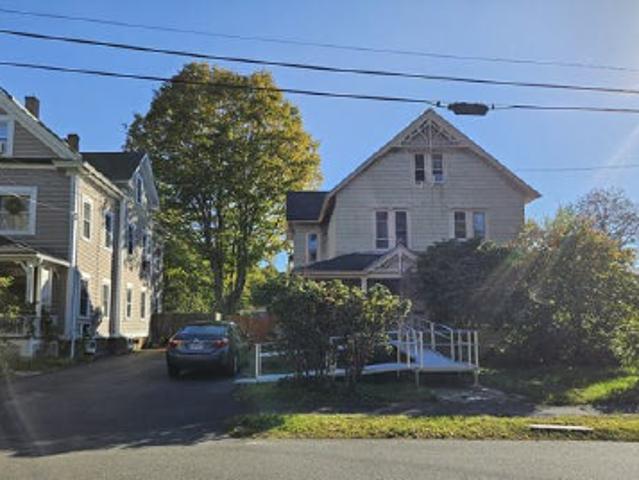Garfield St